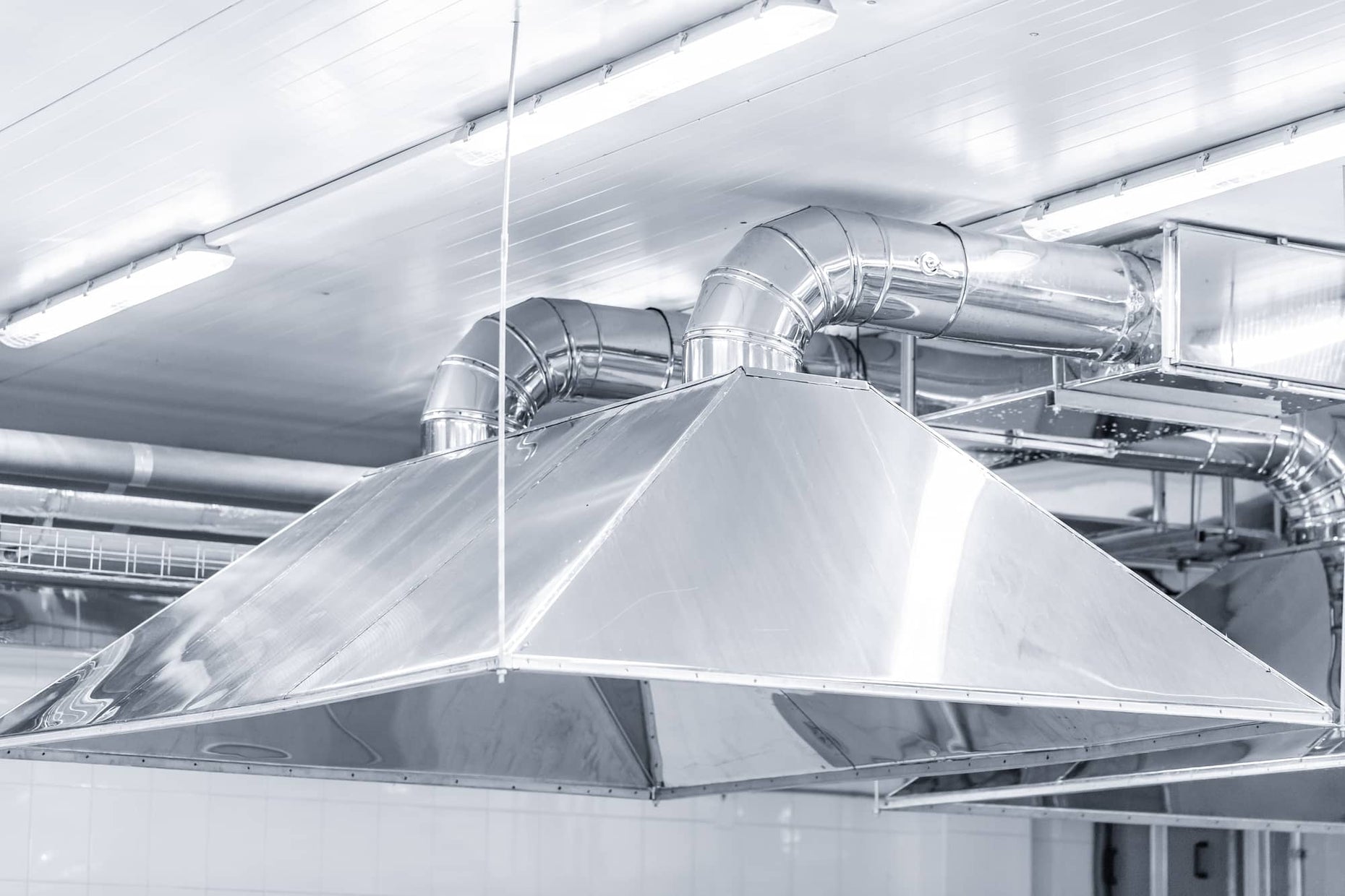 The Ultimate Guide to Setting Up a Commercial Kitchen Hood – Cresco ...